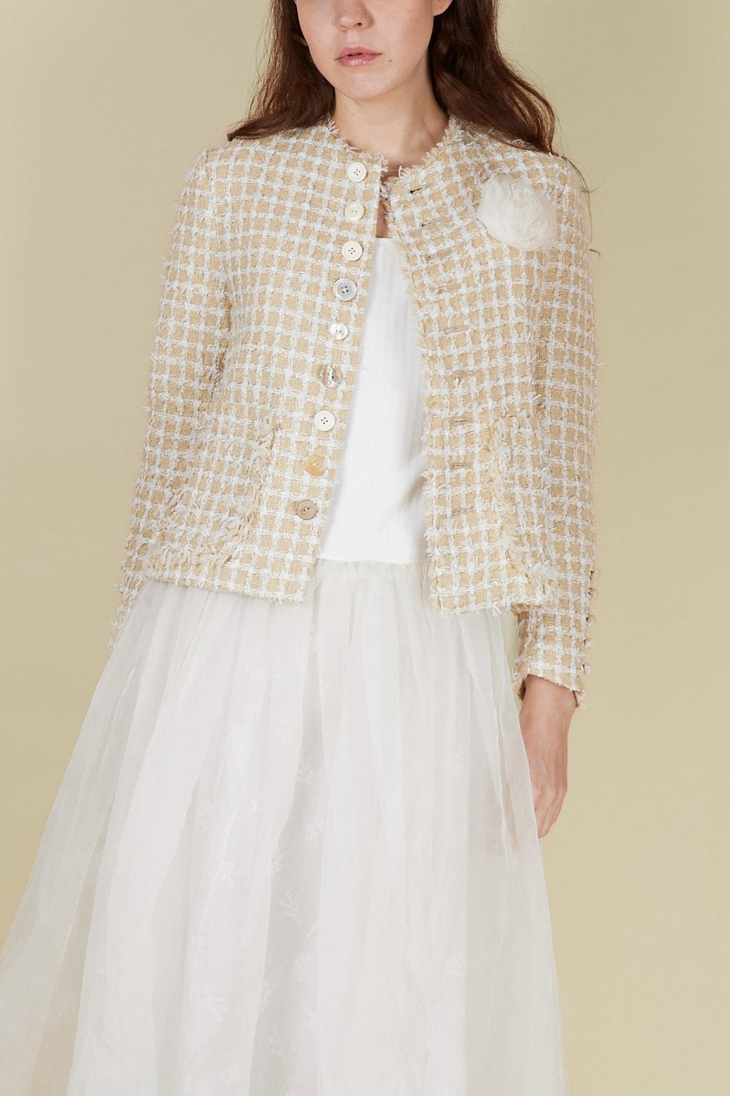 Women – A Tentative Atelier